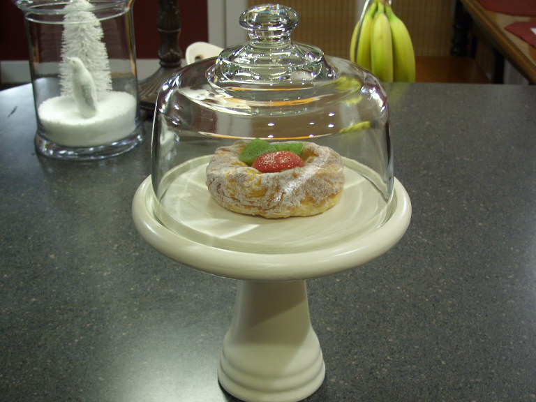 A Covered Dessert Stand - Organize and Decorate Everything