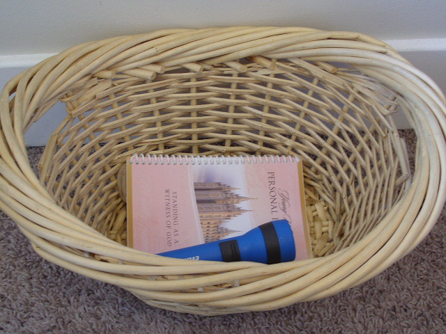 What's In Your Baskets? - Organize and Decorate Everything