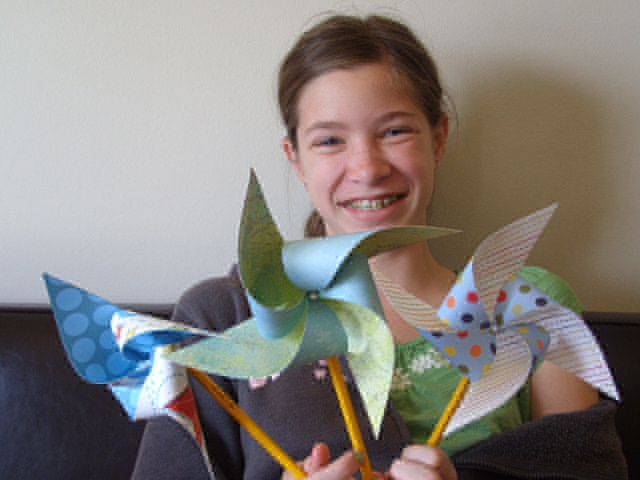 Making Pin Wheels With The Kids - Organize and Decorate Everything