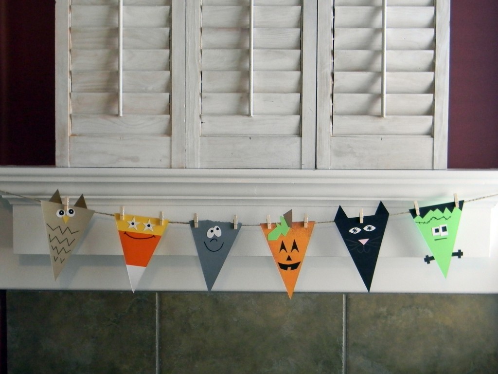 Halloween Spook Banner - Organize and Decorate Everything