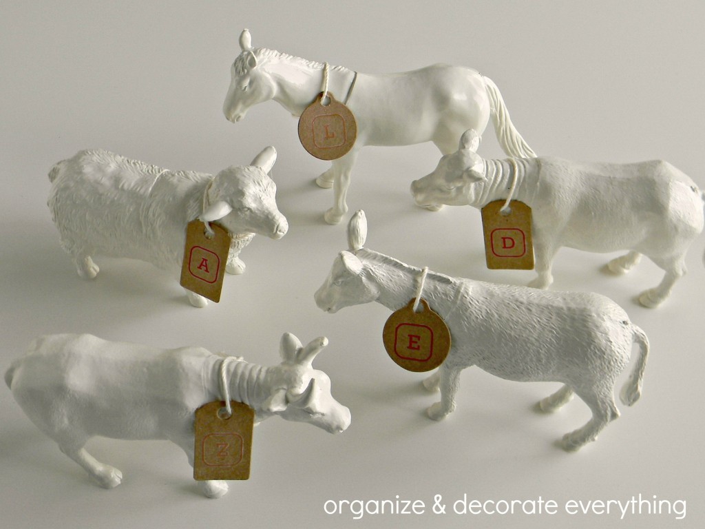 Day 5- Painted Animal Place Cards - Organize and Decorate Everything