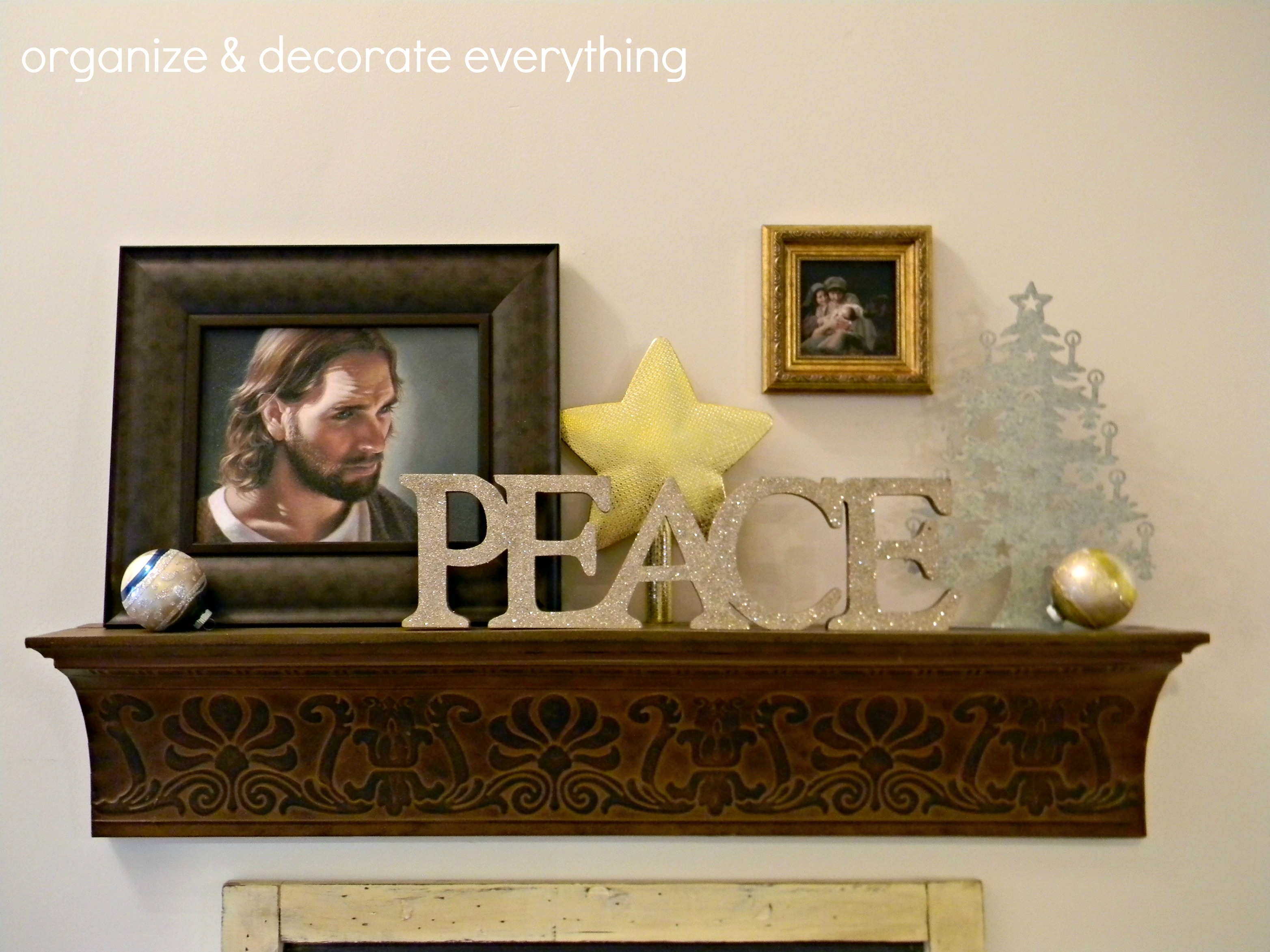 Entry Vignette 2.1 - Organize and Decorate Everything