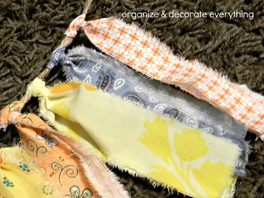 Easy Scrap Fabric Banner - Organize and Decorate Everything