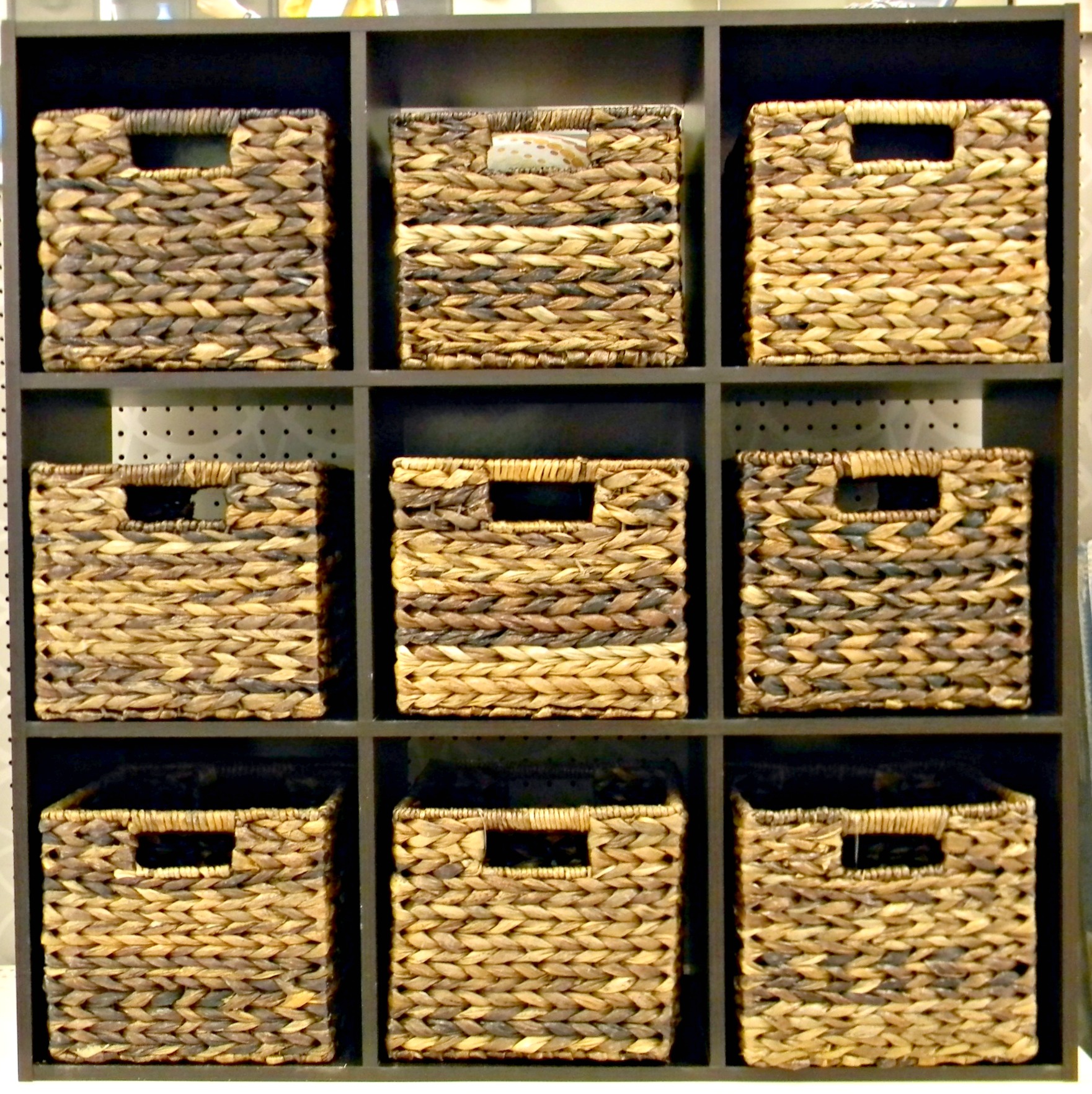 basket storage - Organize and Decorate Everything
