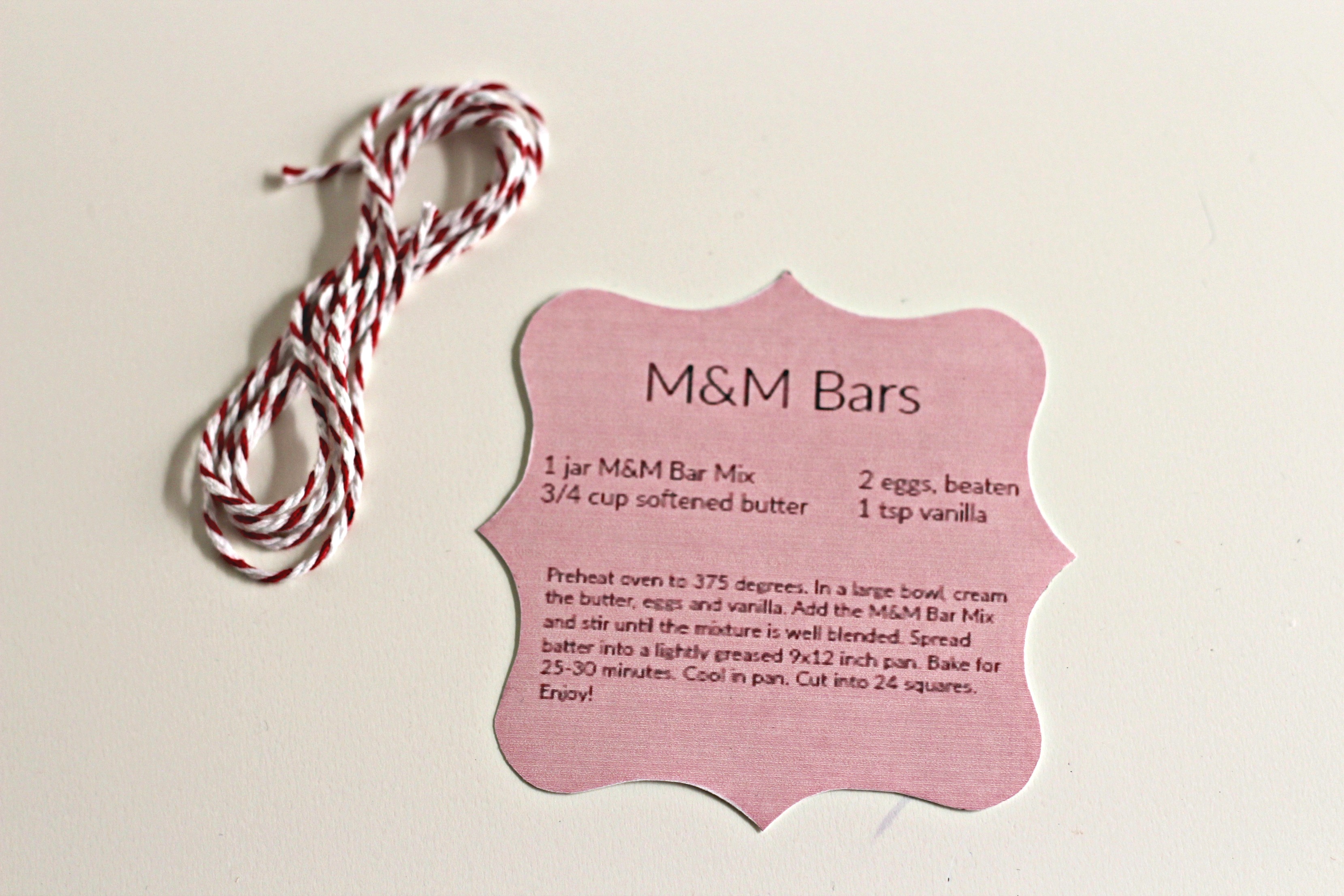 M&M Cookie Bar ingredients tag - Organize and Decorate Everything