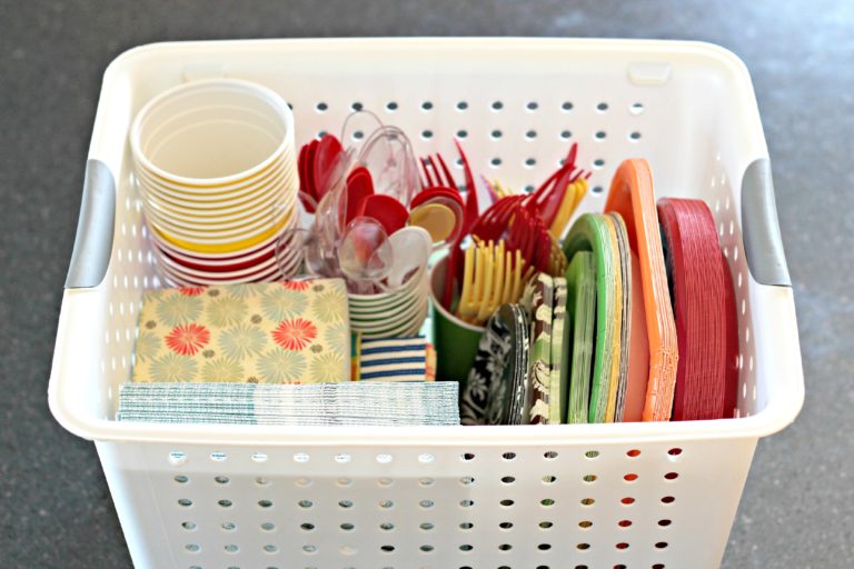 Decluttering in June - Organize and Decorate Everything